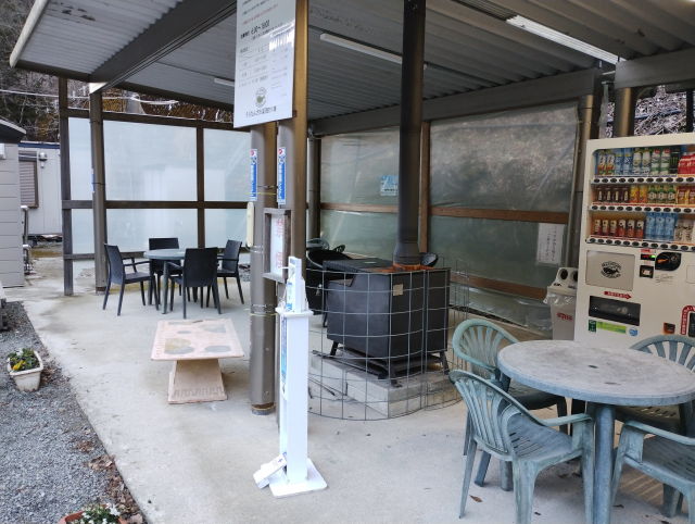 うらたんざわ渓流釣り場初訪問！丹沢山系の山奥の管釣りはペイペイも使えるよ！ | ポテポテの月イチ管釣り 毎日子育て