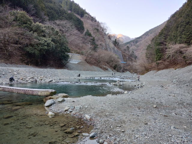 「うらたんざわ渓流釣り場」さん実釣編。川の管釣りはやっぱりミャク釣りです。初心者に優しい～。 | ポテポテの月イチ管釣り 毎日子育て